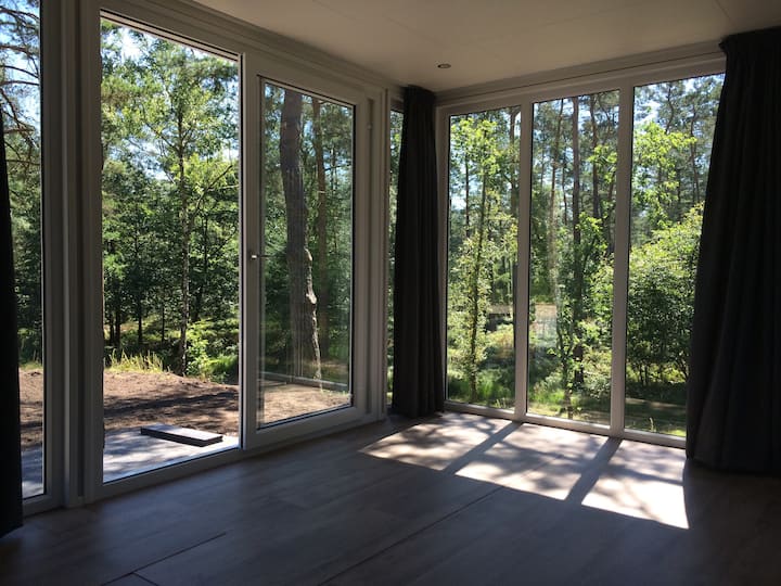 Atmospheric Bosbungalow 11 Veluwe Incl.  2 Ebike's - Netherlands