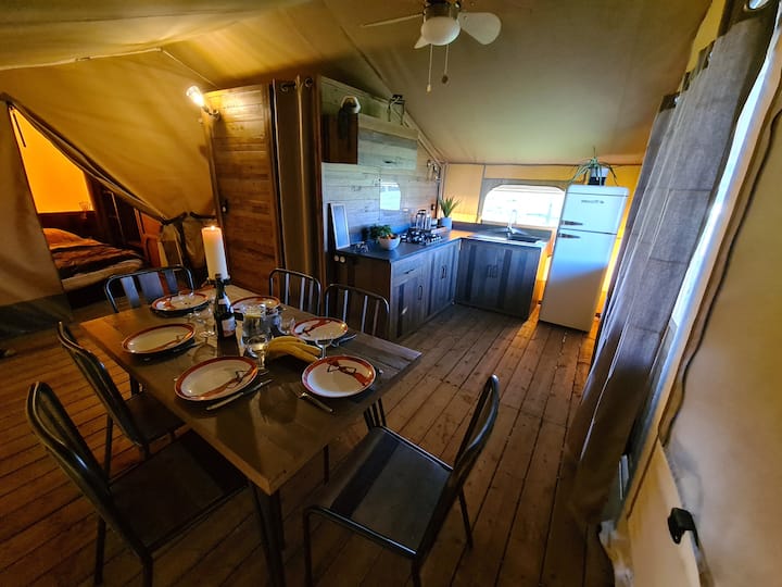 Lodge Toilé Nature, Petit Camping à La Ferme - Litteau
