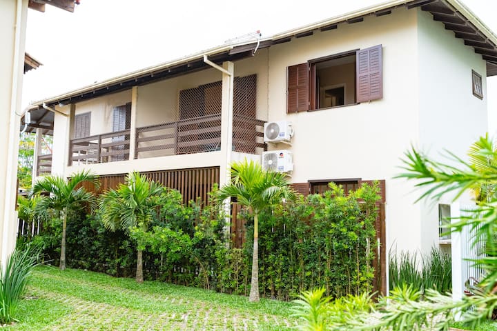 ÓTima Casa De Praia A Poucos Passos Do Mar - Garopaba