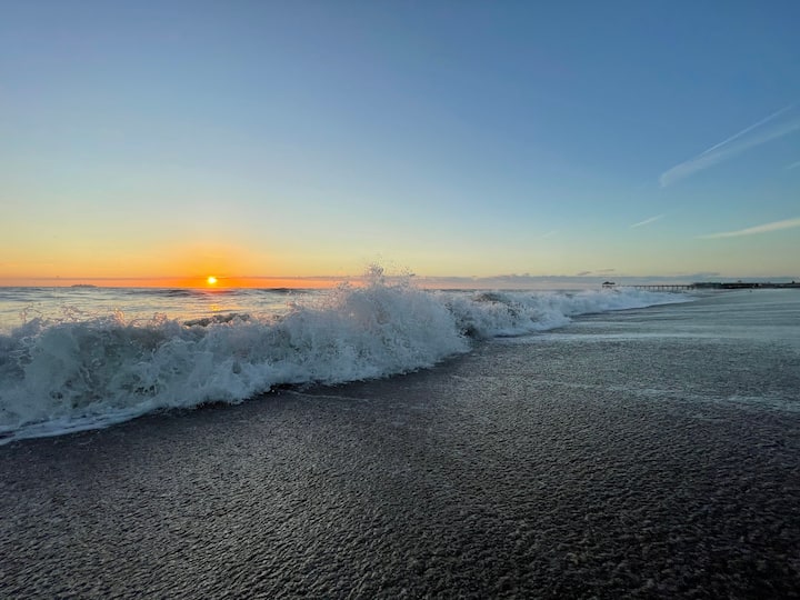 Sparkling Clean One Block From The Beach - Cocoa Beach