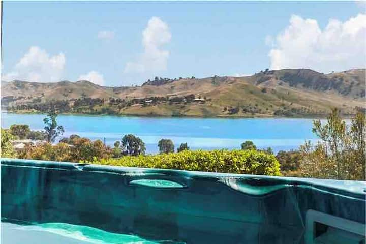 Spectacular Views With Hot Tub - Bonnie Doon