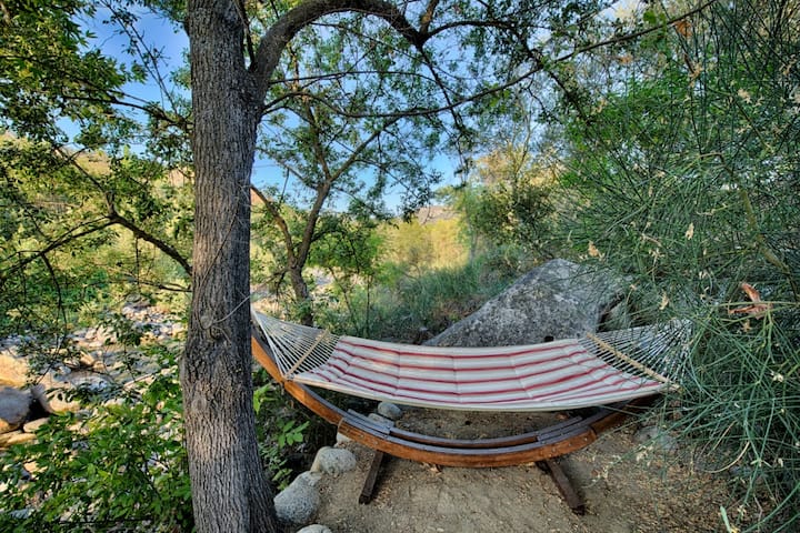 Romantic Riverfront Getaway- It's A Gem! - Kings Canyon National Park