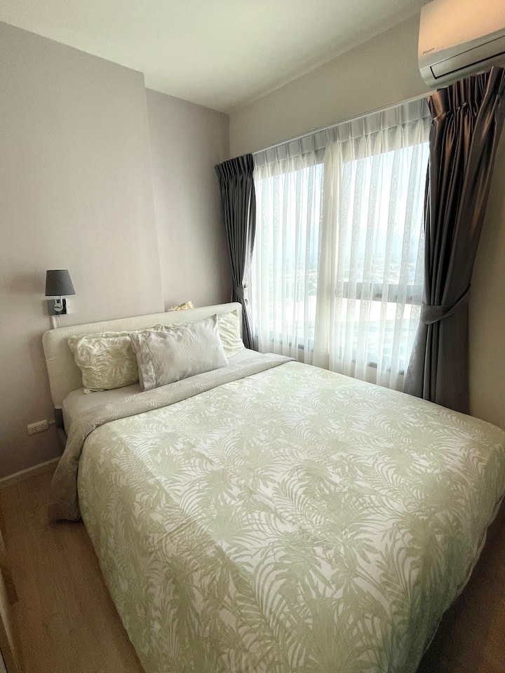 Central Mall, Free Pickup, 1 B 1 Living, Top Floor - Chiang Mai