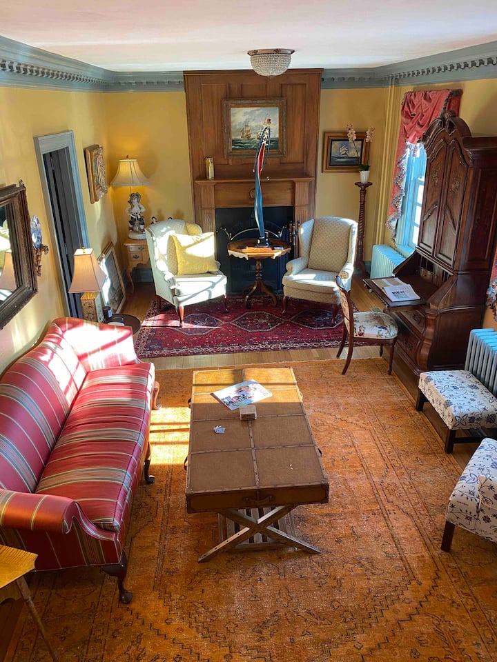 Inn At 605 - Mason Suite - Williamsburg, VA