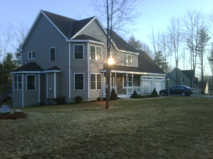 4 Bedrooms, Kid-friendly, Private - Saco, ME