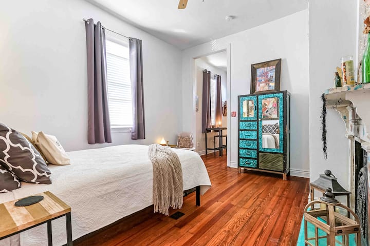 Walk To: The French Quarter & City Park - New Orleans, LA