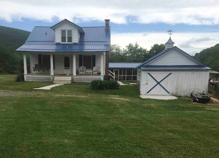 Grandpa's Farm - Buchanan State Forest, Clearville