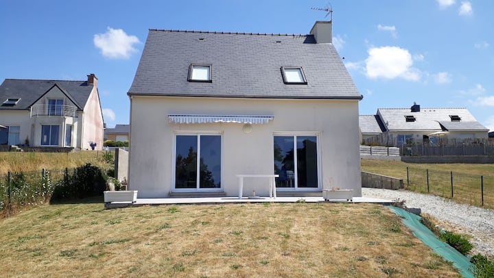 Location à La Semaine 3 Mn De La Plage De Pentrez - Plomodiern