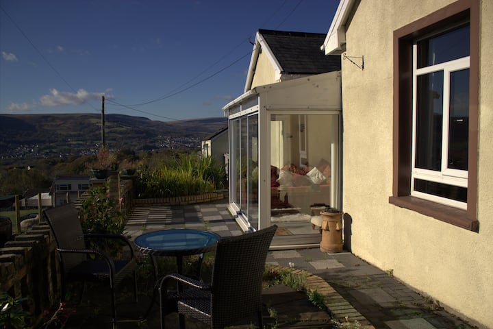 Beehive Cottage Near Bpw And Beacons With Hot Tub - South Wales