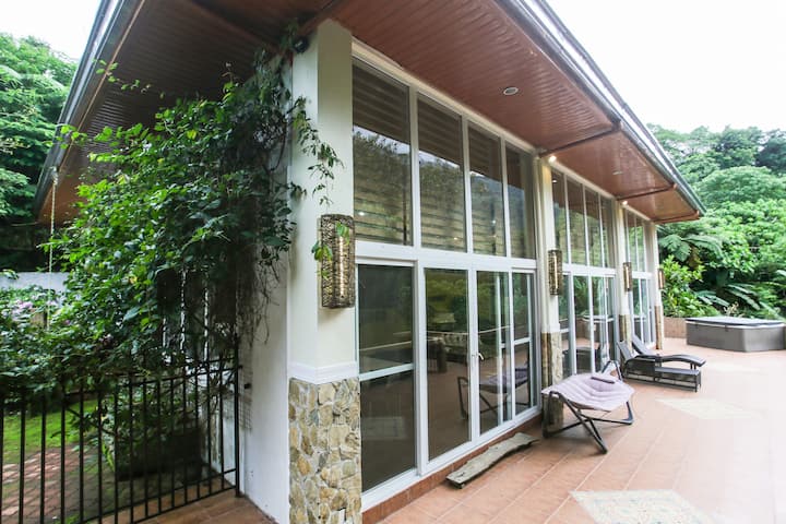Peaceful Forest Haven | 3 Br - Bangkong Kahoy - Candelaria