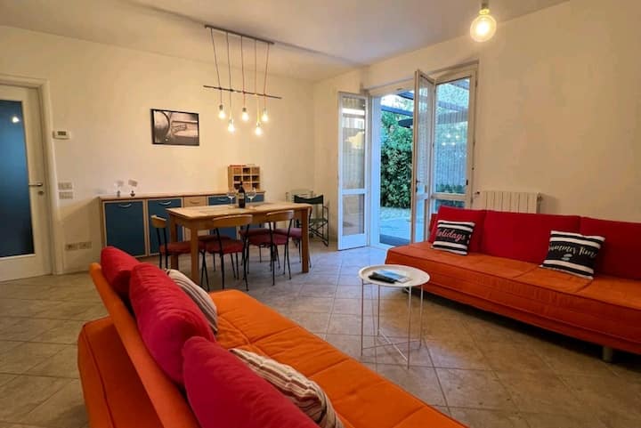 "A 2 Passi Dal Mare" - Seaside Apt With Backyard - Marina di Massa