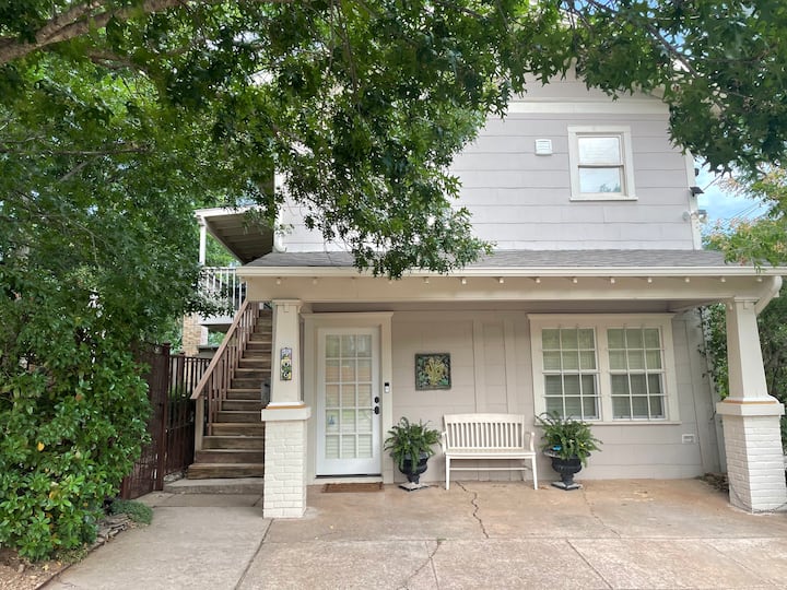 1  Bed Back House, Parking On Premises, Security - Wichita Falls, TX
