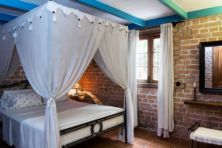 La Rosa De Ortega / Master Suite - La Havane