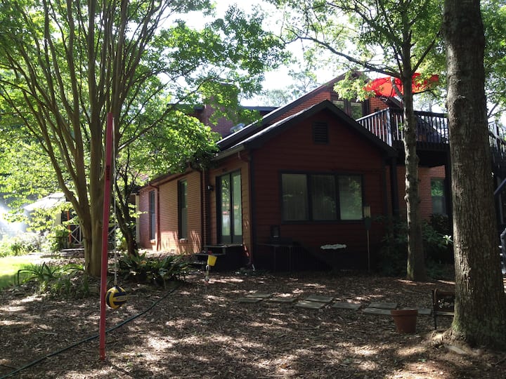 Heaven On Earth Apt; Long-term Stays Welcome - Marietta, GA