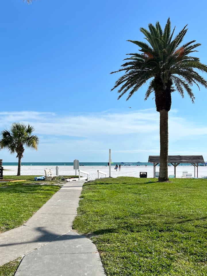 Jamaica Royale Villa 41 - Siesta Key, FL