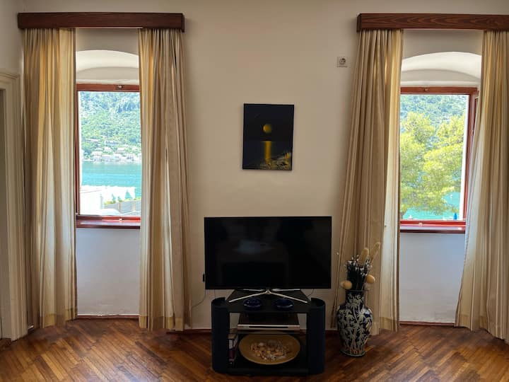 Apartment At The Waterfront - Kotor - Kotor