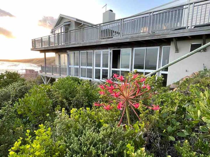 Seaside Family 8 Bedroom House Pinnacle Point - Mossel Bay