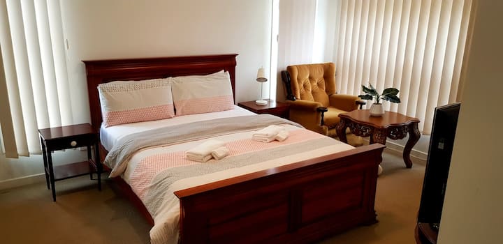 ¤Comfy¤ 2bed Rm 2bath Rm Unit Near W Vale Train St - Melbourne