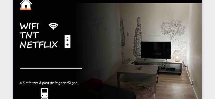 Maisonnette De Ville, Remplie De Charme ! - Agen