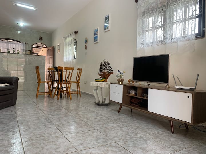 Casa Espaçosa A 200 Metros Da Praia Em Ubatuba/sp - Ubatuba