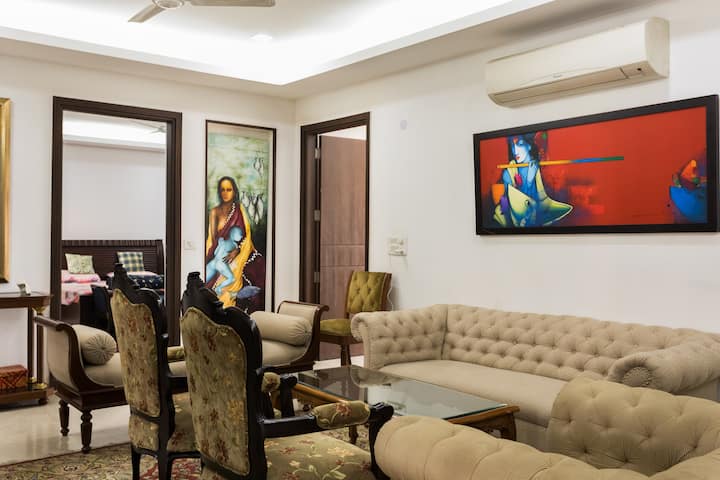 Affordable Luxury South Delhi 4 Bedroom Apartment - New Delhi