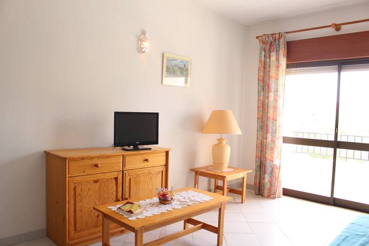 Spacious & Cozy T1 Apartment In Albufeira - Albufeira