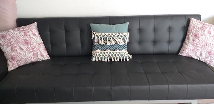 Bel Appartement Atypique, Terrasse,  Piscine - Le Beausset