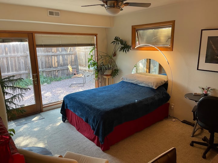 Private Central Studio, Next To River Trail/coop - Santa Fe, NM