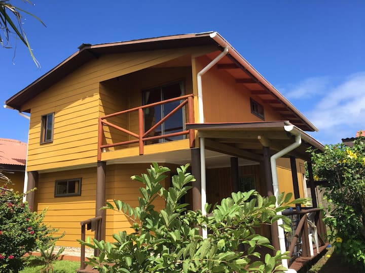 Cabañas Hinariru, Emplazadas En Un Bello Jardín - Isla de Pascua