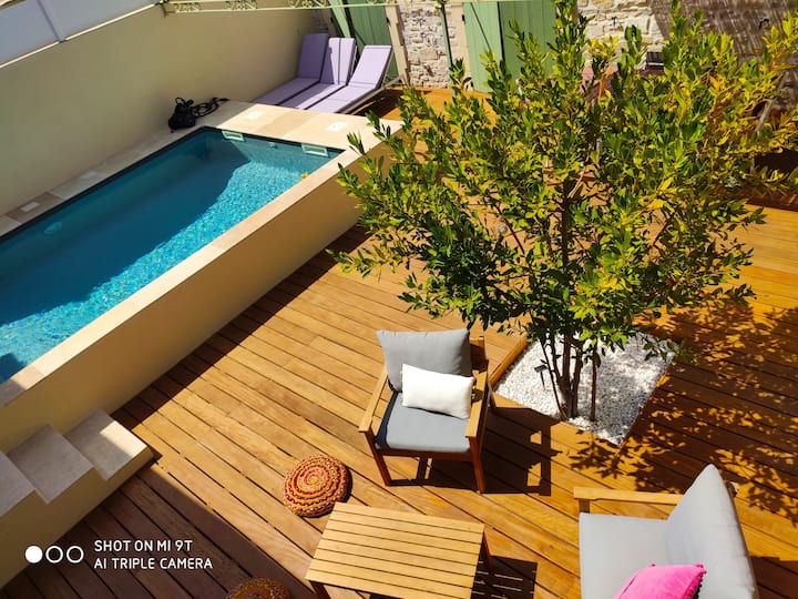 Maison De Charme Avec Piscine Au Sud De Nîmes - Gard
