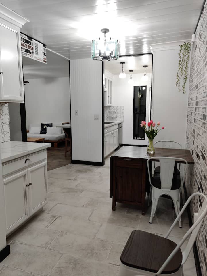 Spring Training & Corporate Apt. / Extended Stay - Phoenix, AZ