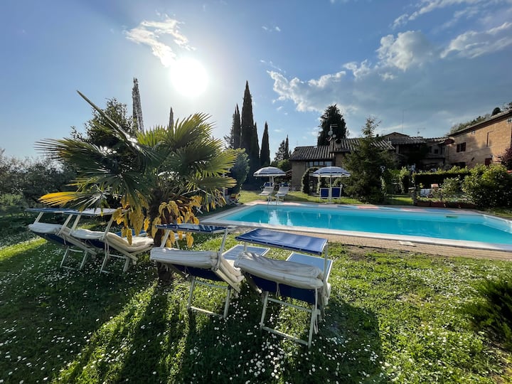 Appartamento Con Piscina E Giardino A Siena - Siena