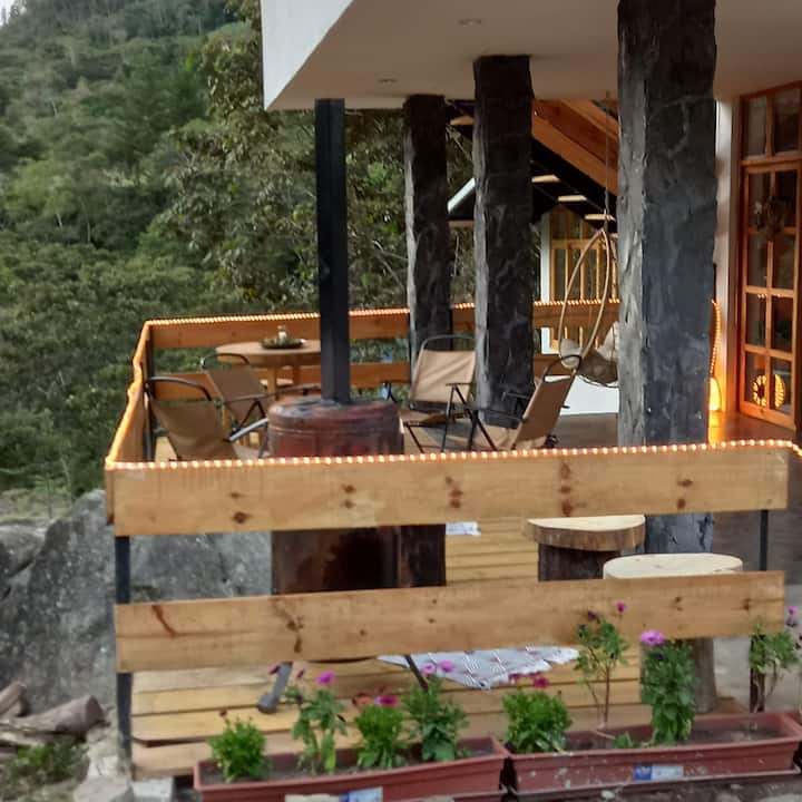 El Refugio De Los Monge 
Doce Huéspedes - Villa Rica