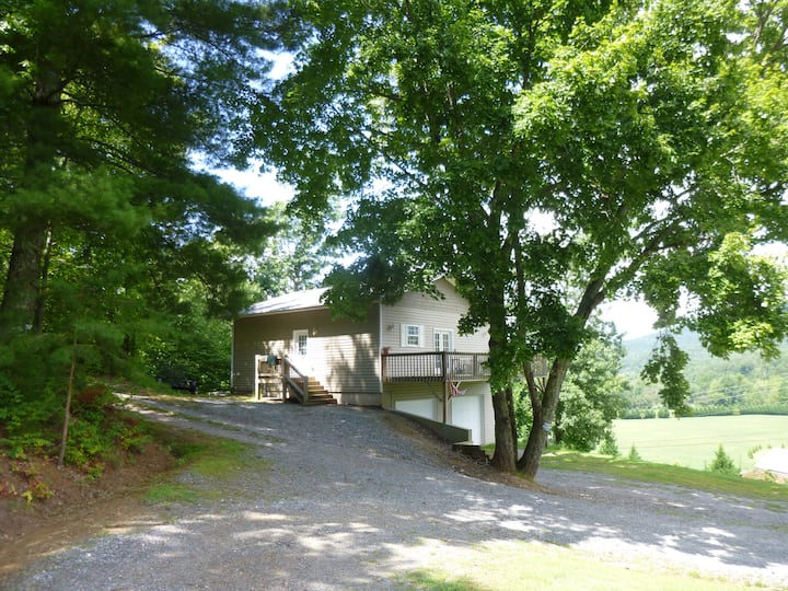 Mountain Dreams - Hiawassee