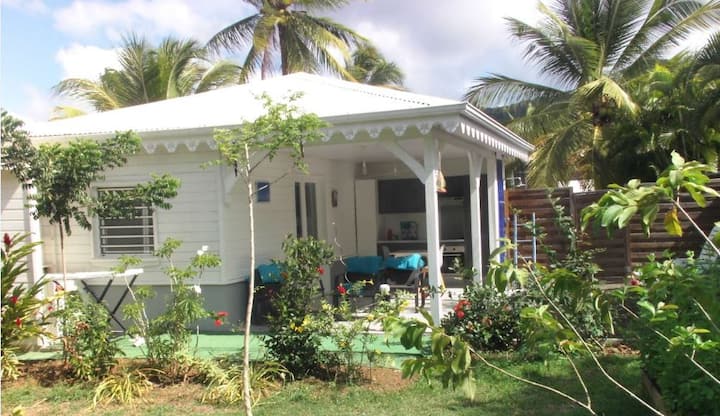 Bungalow, Rêve D'iléelle Calme Et Cosy (Spa Privé) - Martinica