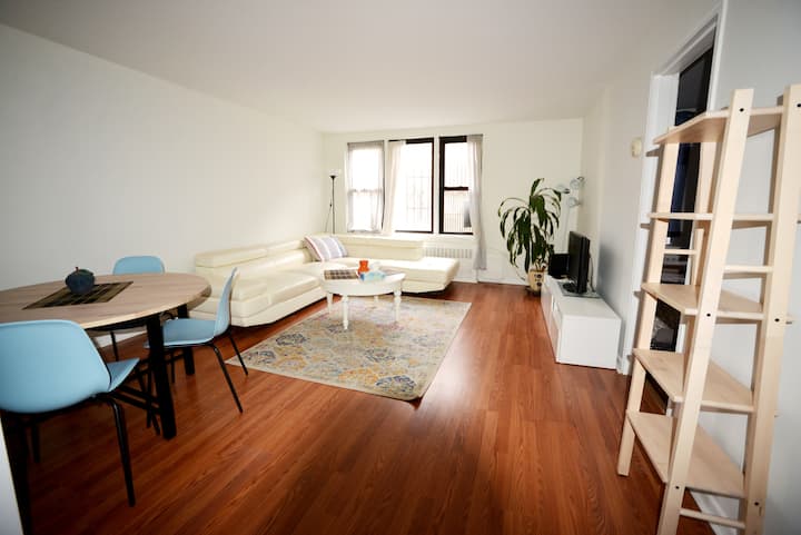 Spacious 1 Bedroom Condo - Nyc Ues - Close To All! - Edgewater, NJ