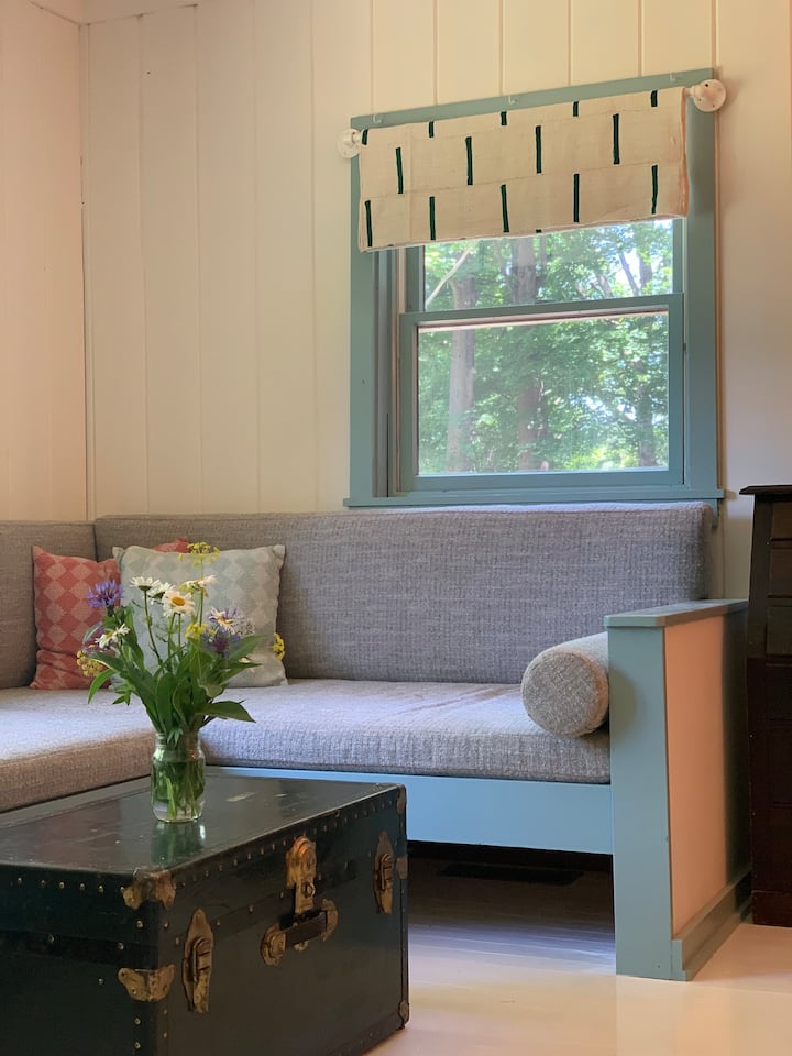 Big Bliss Near Catamount Cottage W/modern Flair - Copake Lake, NY