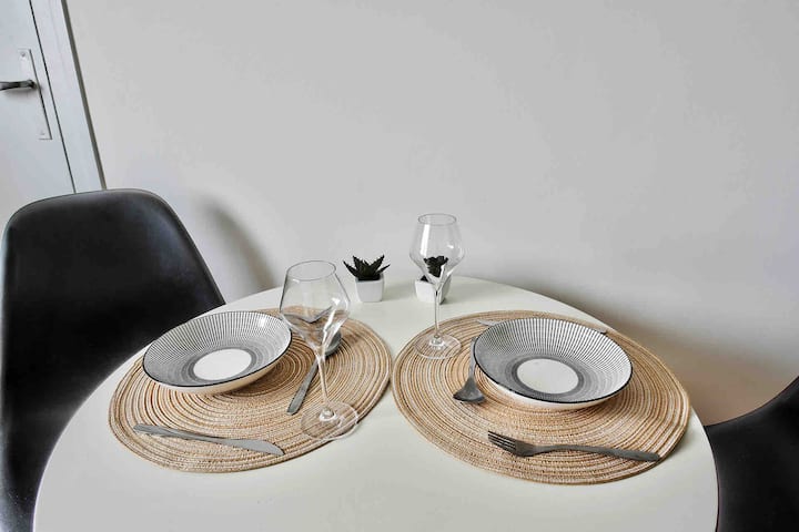 Studio Cosy Bressan/ Netflix - Bourg-en-Bresse