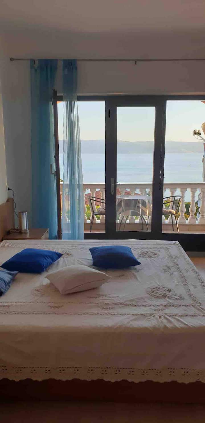 One Bedroom Apartment With Panoramic View - Novi Vinodolski