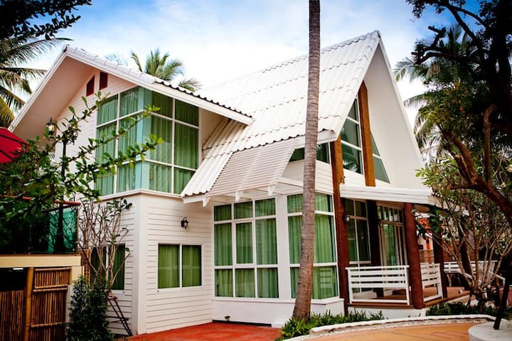 The Country Family At Vartika Resovilla Kuiburi - Kui Buri