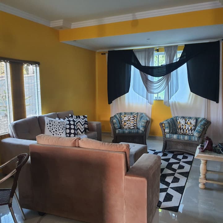 Casa De Campo, Em Um Ambiente Familiar. - Volta Redonda