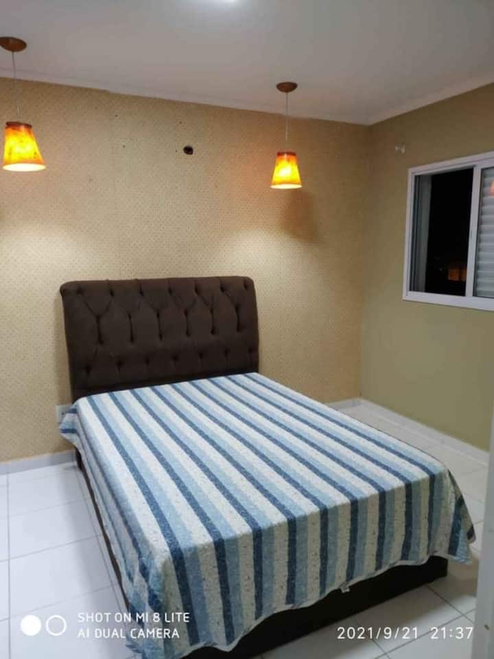 Sobrado No Guarujá Em Condomínio Village - Todo Mobiliado - Guarujá