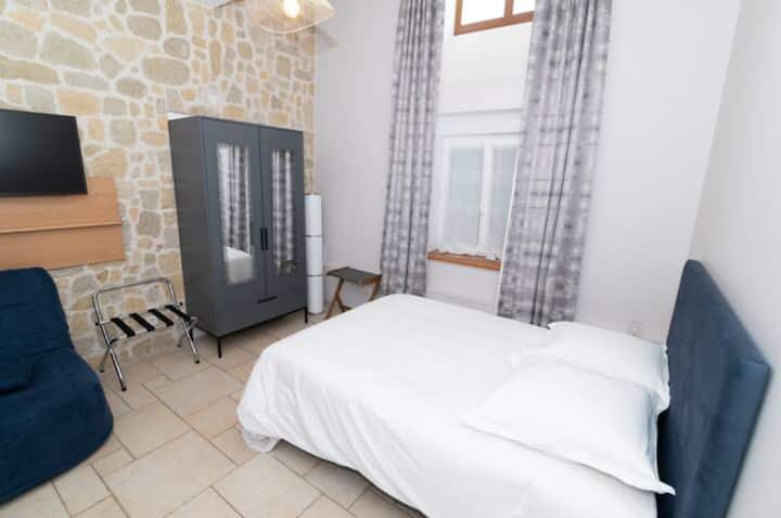 Domaine D'auxonnettes - Gite Du Lavoir - Savigny-le-Temple