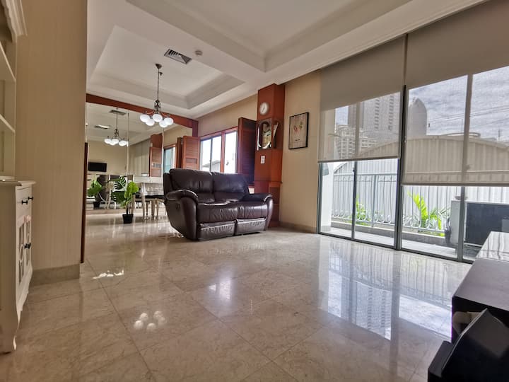 Ambasador Family 3br-cbd Sudirman Kuningan Senayan - Jakarta