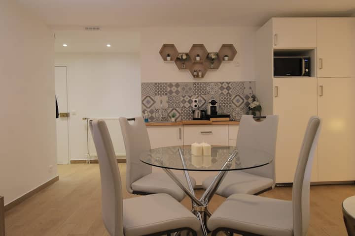 Apartment 2 Bdrm Near Paris & Stade De France - Gonesse