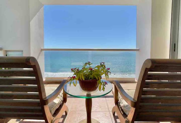 Departamento Frente Al Mar Con Excelente Vista - Mazatlan
