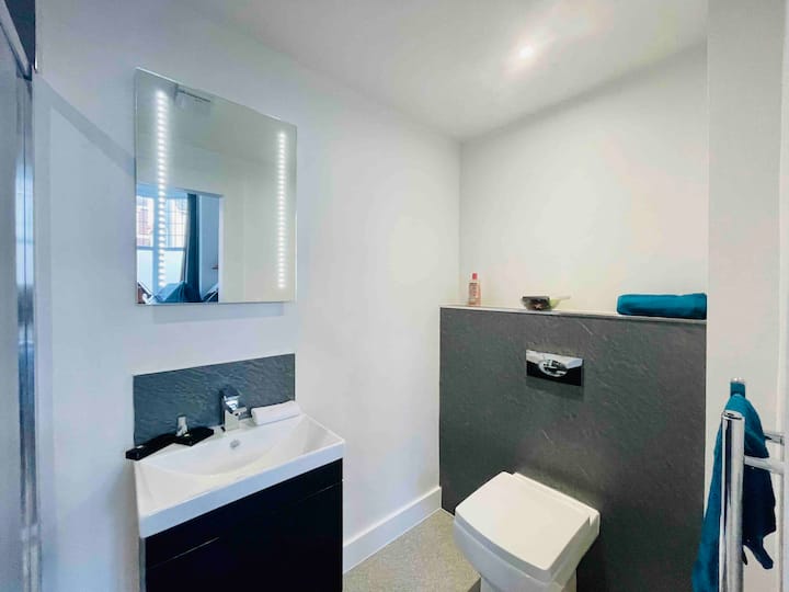25% Off! Stunning Exec Studio*outlet Shops*parking - Gosport