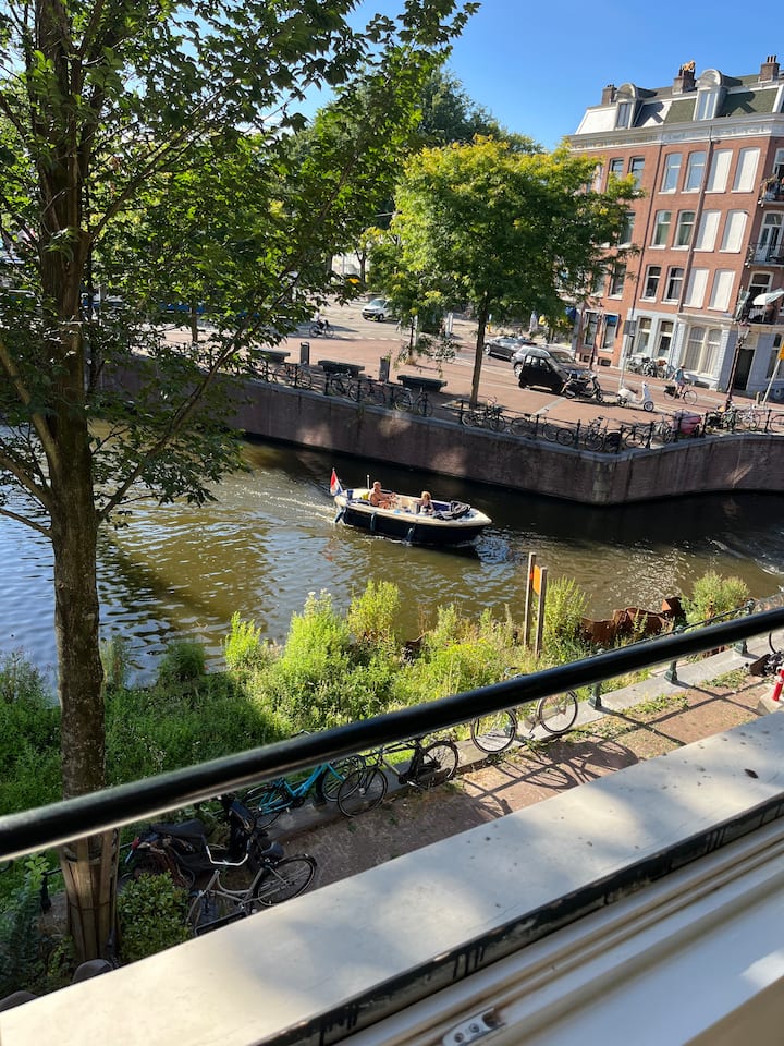 Charming Central Studio With Picture-perfect Views - Amsterdam