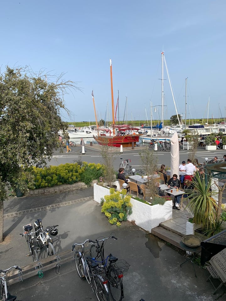 Charming Apartment Overlooking The Port - Ars-en-Ré