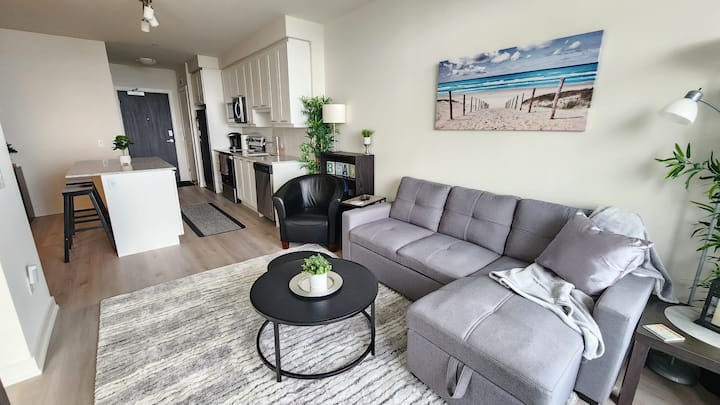 Relaxing Lake Front Condo In Wine Country - Grimsby